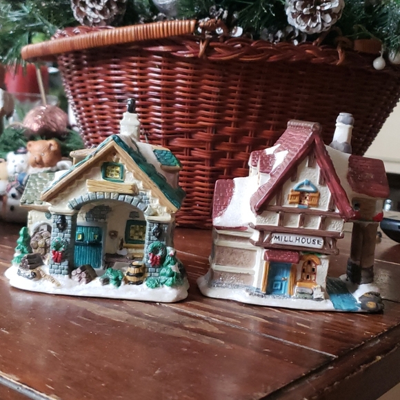 Holiday | 203 Cobblestone Corner Houses | Poshmark
